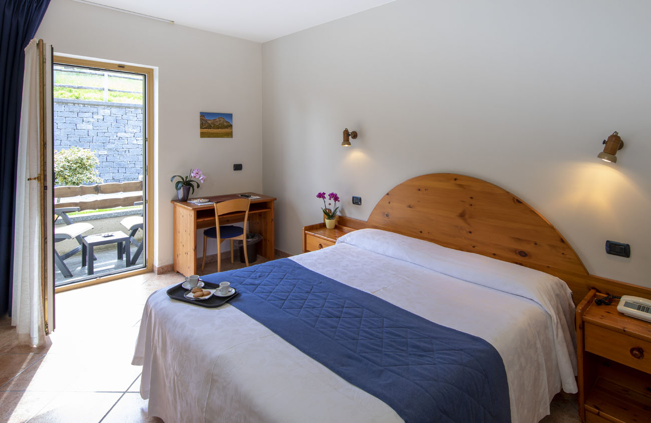 Standard 235 | 236 | 237 | 238 - Albergo Edelweiss Larespa fraz. Viceno ...